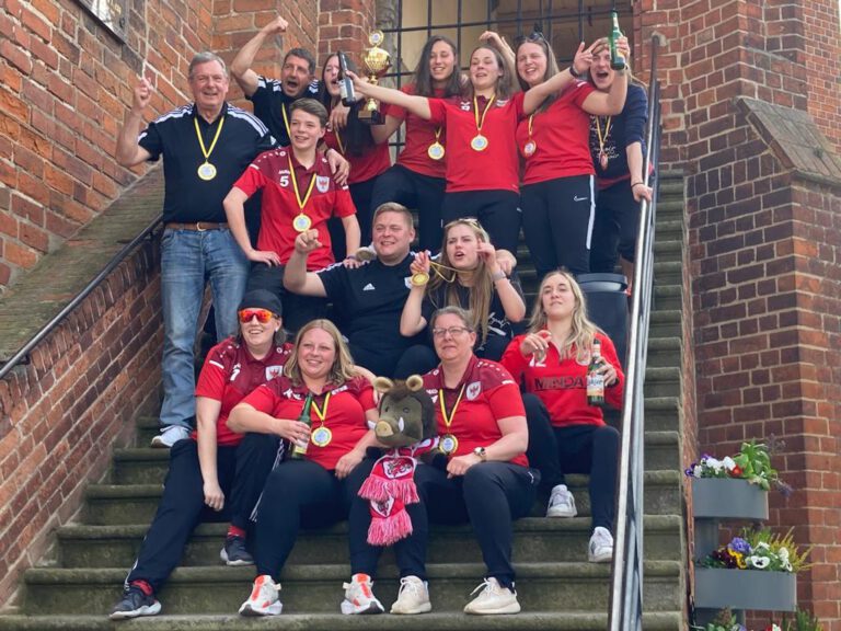 Frauen von Saxonia Tangermünde gewinnen FSA-Kleinfeldpokal - KFV ...